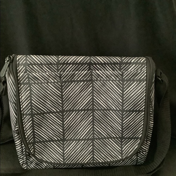 thirty-one | Bags | Thirty One Going Place Thermal Chevron Squares New ...